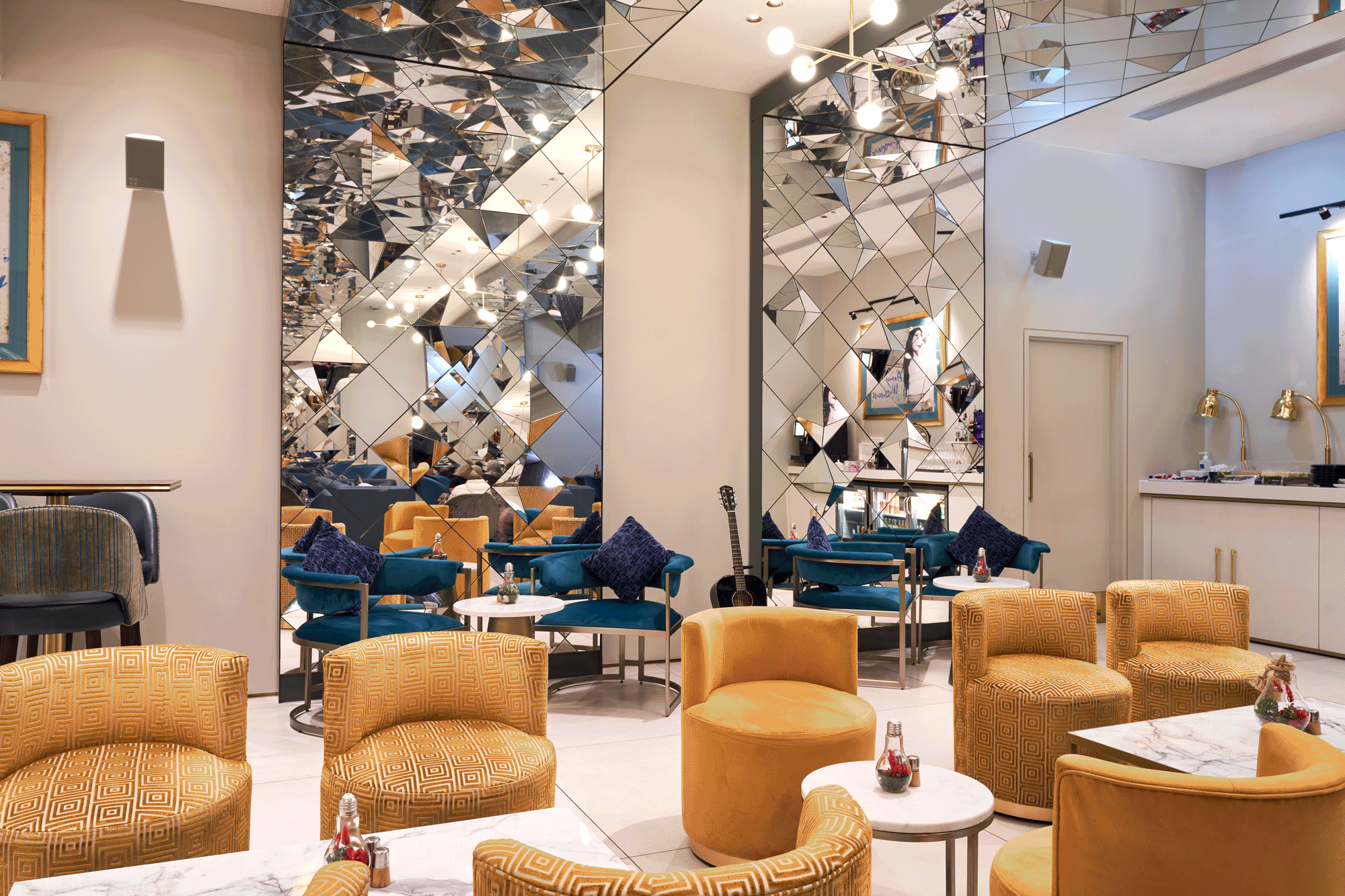 Luxury 5 & 4 Star Hotels London | Best Price Guaranteed | Guoman Hotels