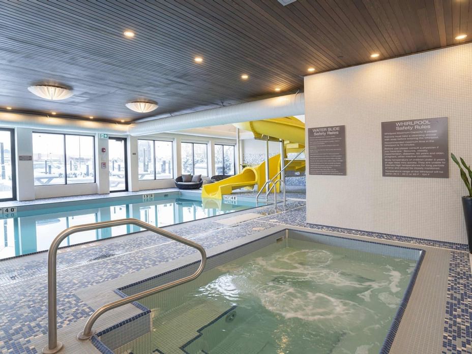 Indoor Pool | Sandman Signature Sherwood Park