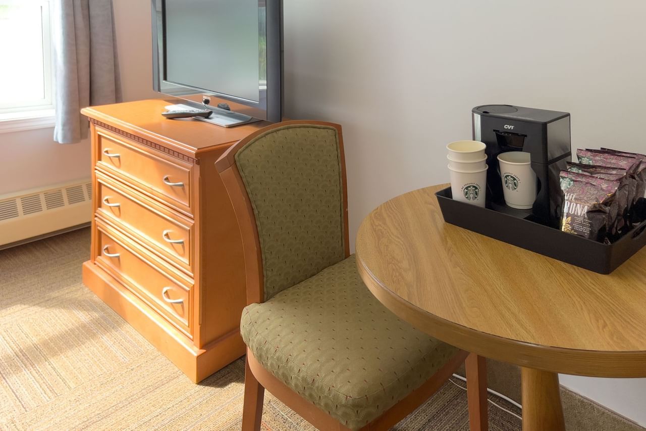 Coast Hinton Hotel Gallery | Charming Accommodations