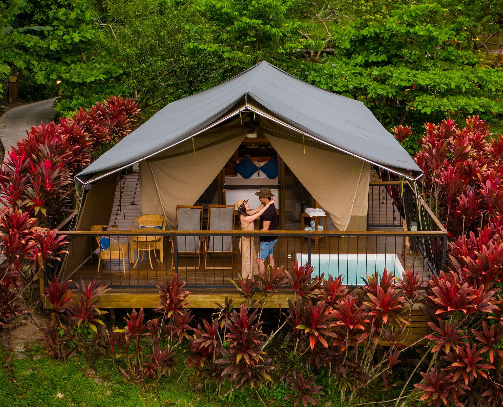 Special Offers - Isla Chiquita Costa Rica