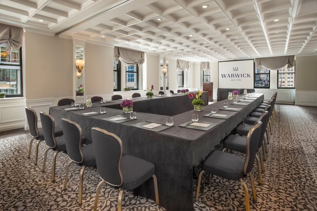 U shaped table set up in Kent meeting room at Warwick New York