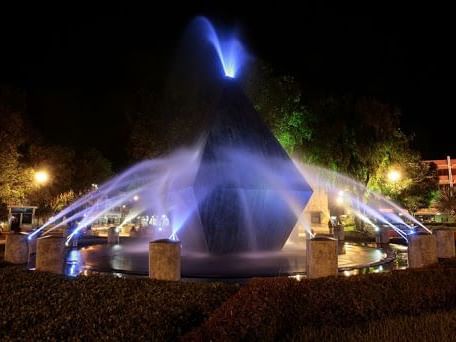 Miguel de Cervantes Saavedra Park | Hotel Ciudad de David