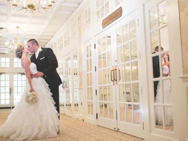 New England Weddings | The Simsbury Inn | Simsbury CT