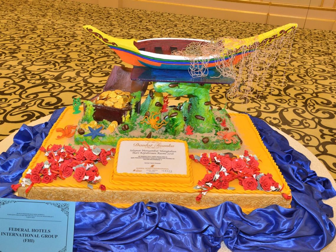 Cake Presentation to His Majesty, Yang di-Pertuan Agong XV Sultan ...