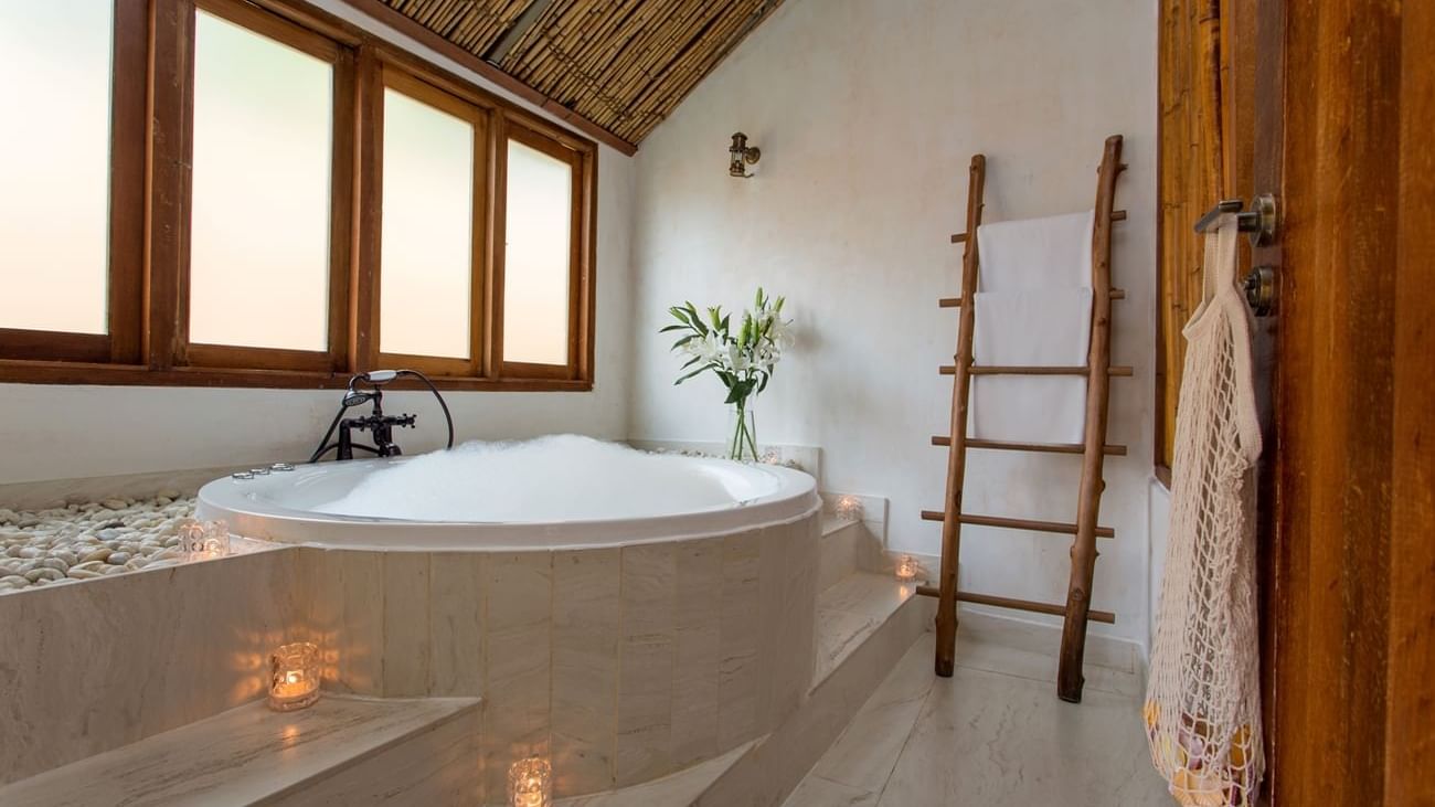 U Pattaya | Hotel with Pool Access Rooms | Pattaya Pool Access Villa