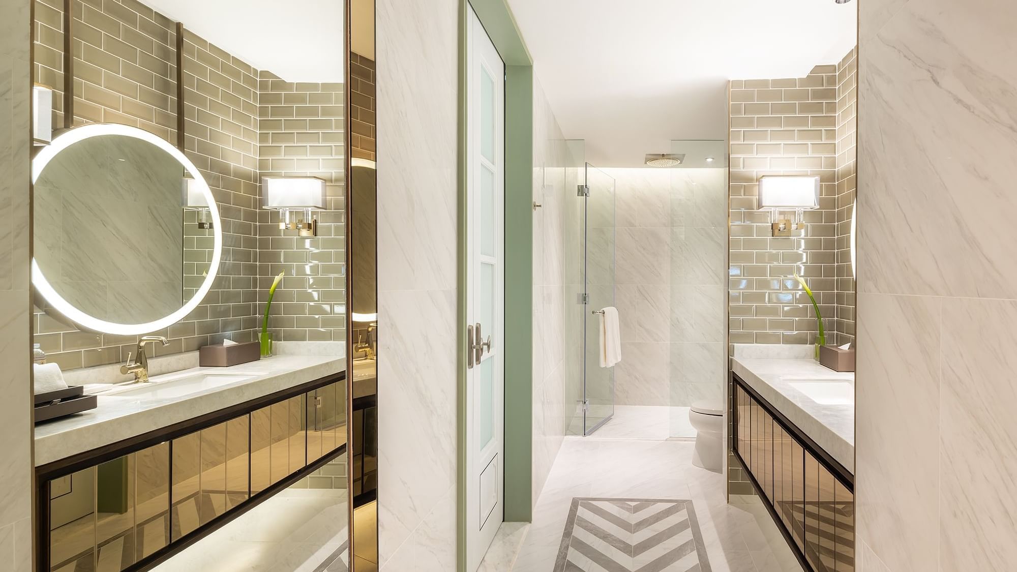 Premium One-Bedroom Suite with Lounge Access in a hotel near BTS Skytrain Premium One-Bedroom Suite with Lounge Access in a hotel near BTS Skytrain