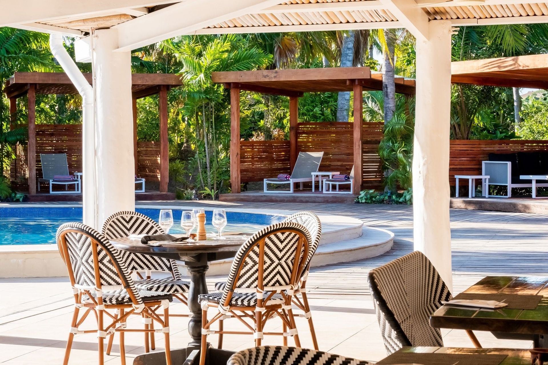 Facilities / Transfers & FAQ | Musket Cove Island Resort & Marina