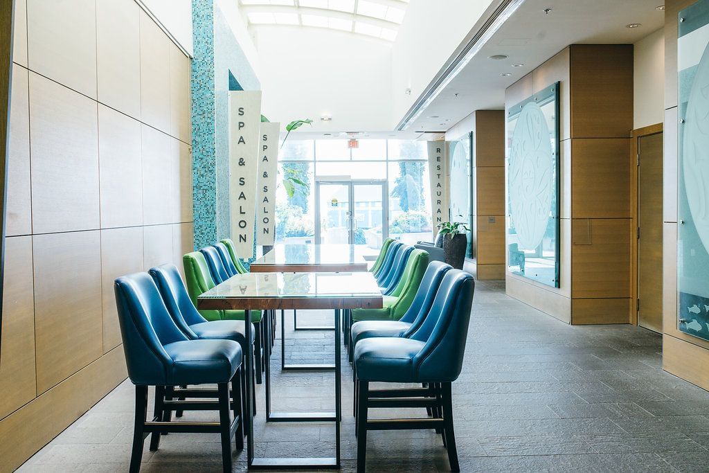 Sidney, BC Hotel Deals - Sidney Pier Hotel & Spa