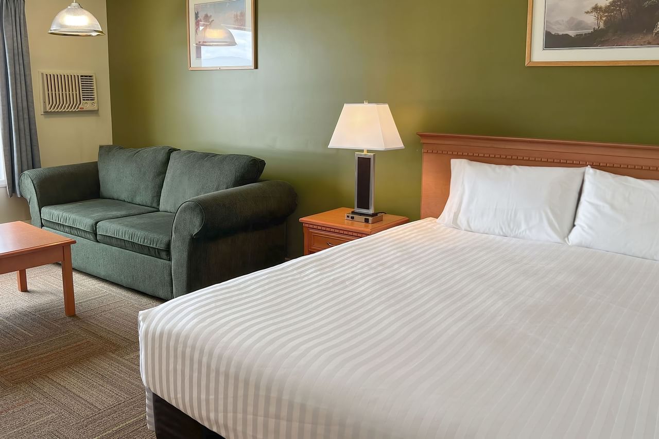 Coast Hinton Hotel Gallery | Charming Accommodations