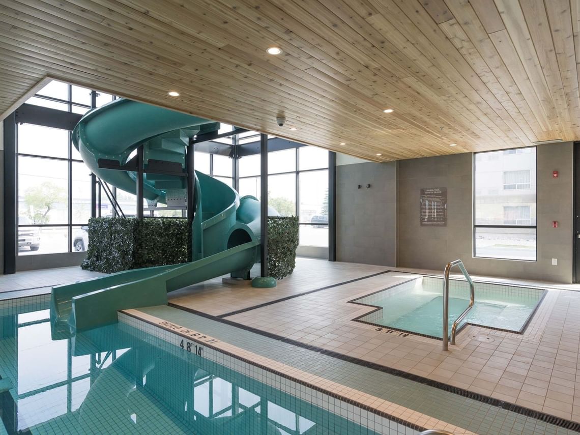 Winnipeg Hotel With Waterslide