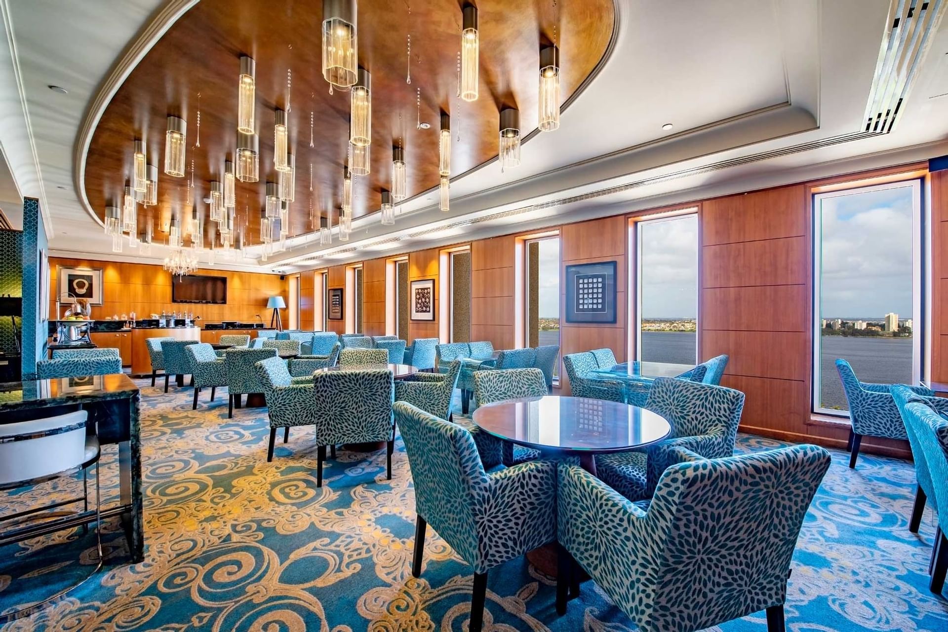 Outdoor Pool & other Amenities | Duxton Hotel Perth