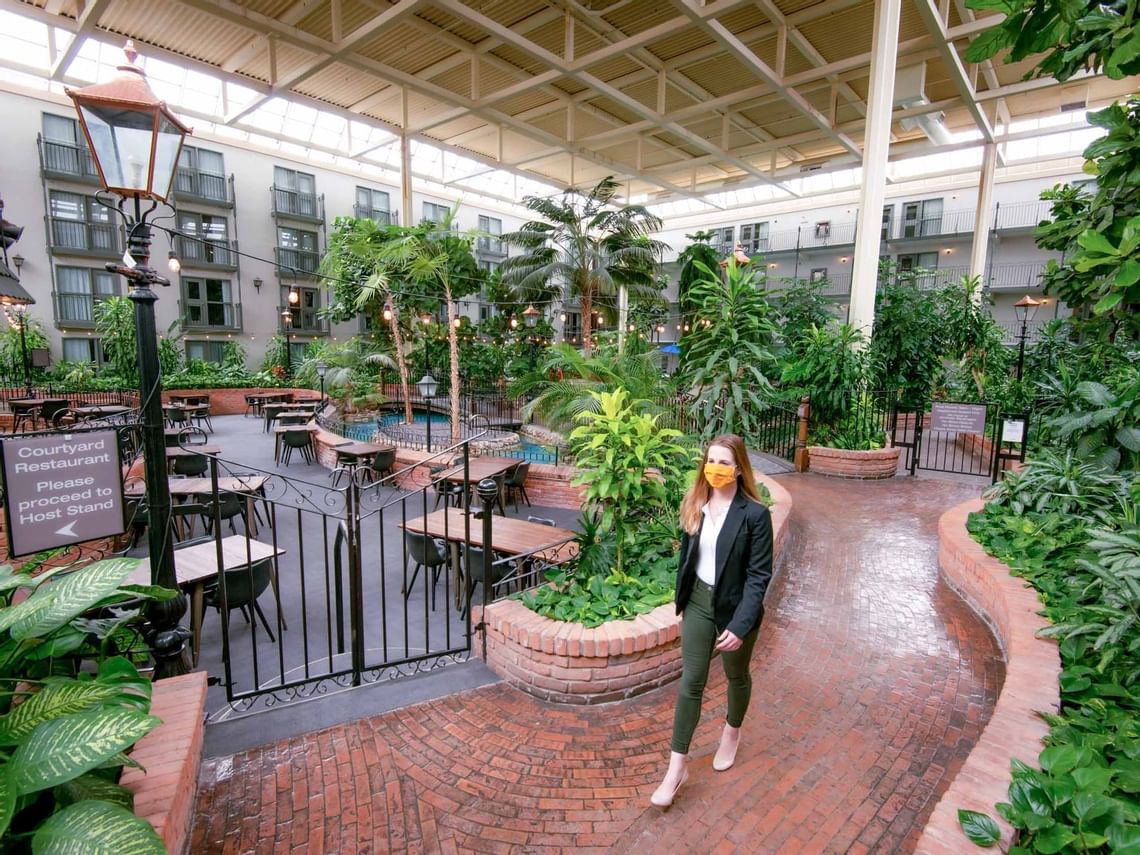 Courtyard | Sandman Signature Lethbridge Lodge