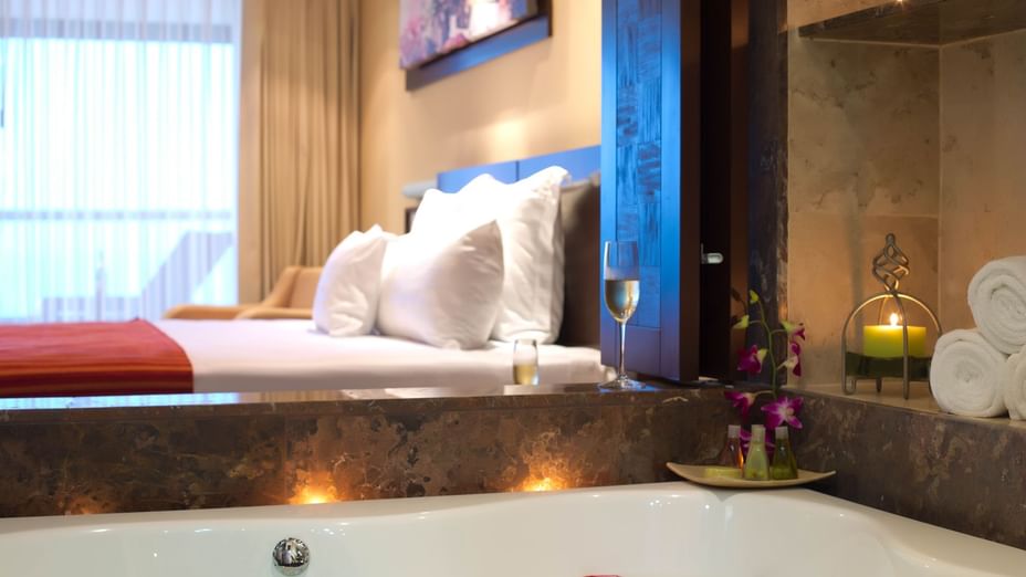 INFINITY SUITE | Sunset Plaza Beach Resort