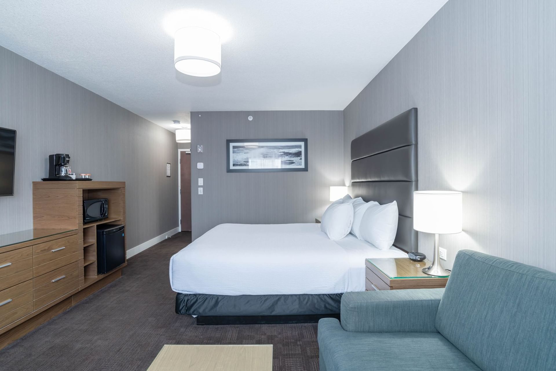 Grande Prairie Hotel Rooms | Sandman Hotel Grand Prairie
