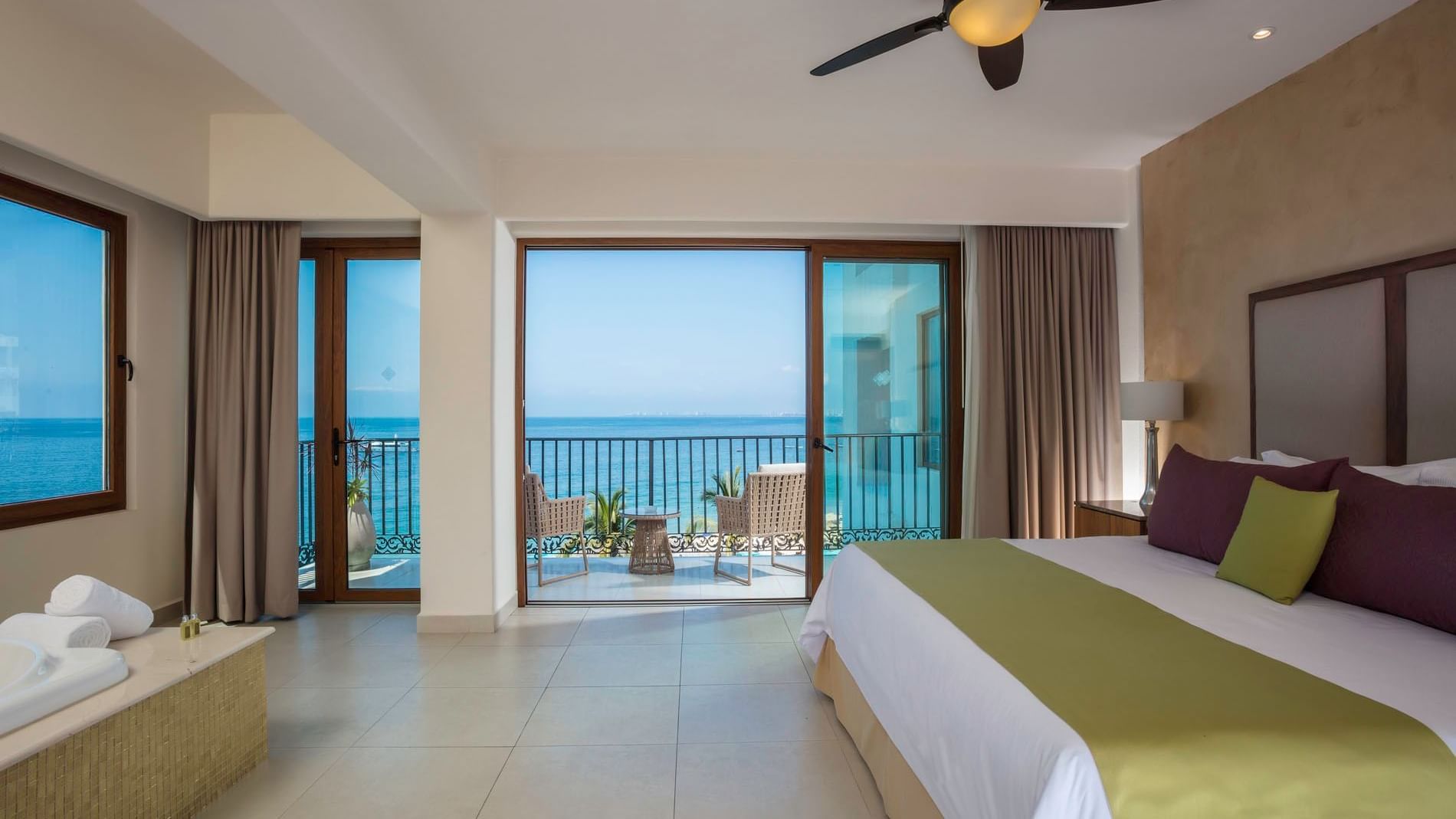 Grand Almar Hydrobath and Terrace Full Ocean View | Almar Resort Luxury ...