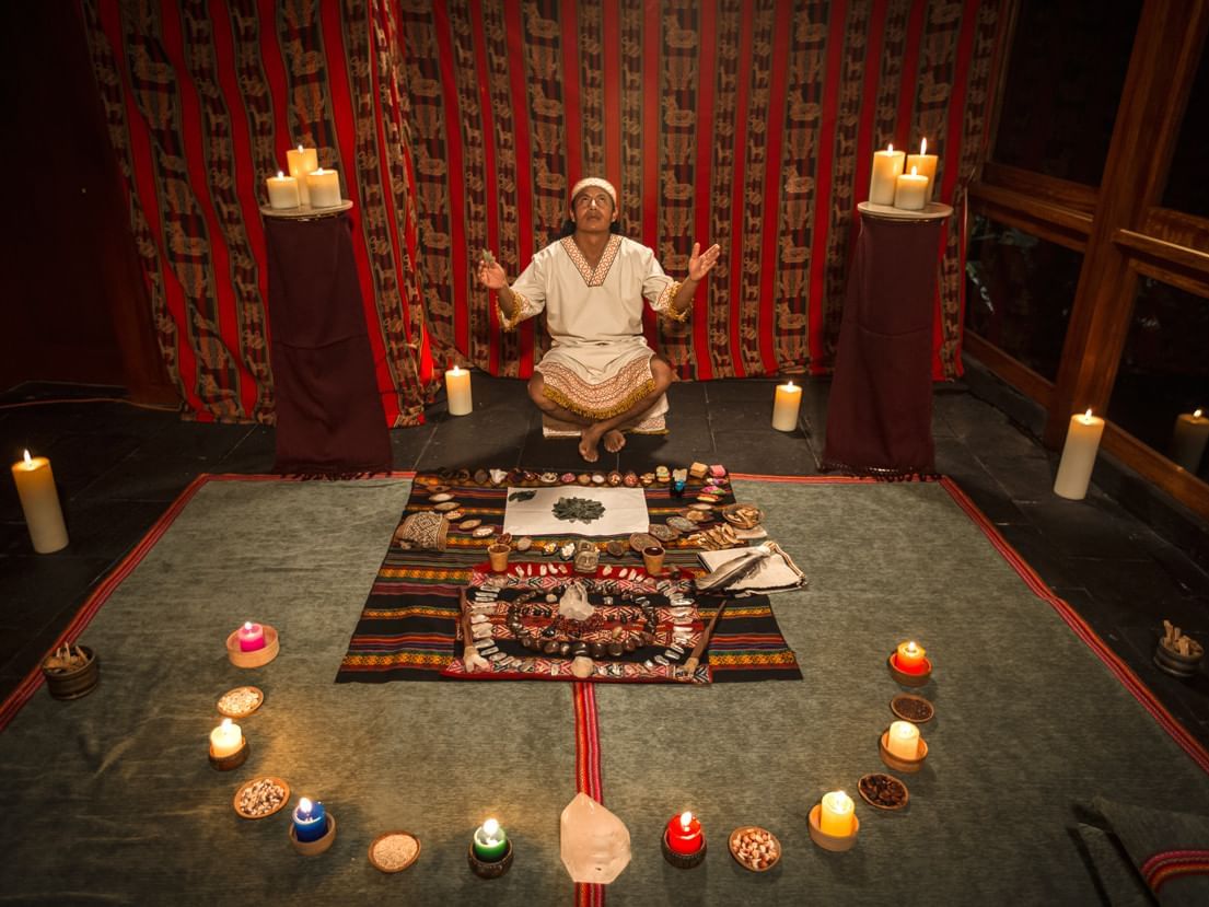 Ritual de ofrenda a la pachamama (madre tierra)