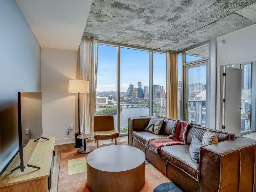 Condos | Downtown Austin Accommodation | Austin Condo Hotel