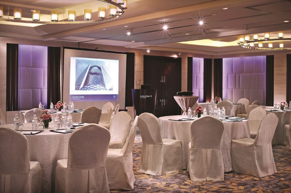 Carlton Hotel Singapore | Upscale Hotel Near City Hall