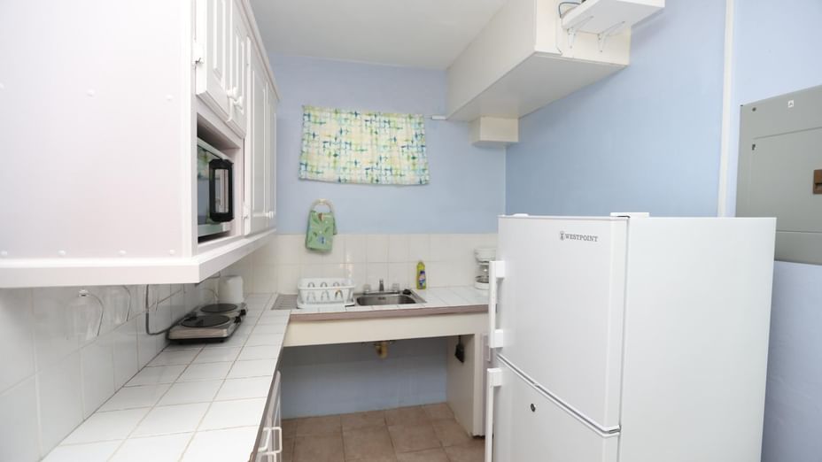 Standard Room With Kitchenette | Dover Beach Hotel Accommodation