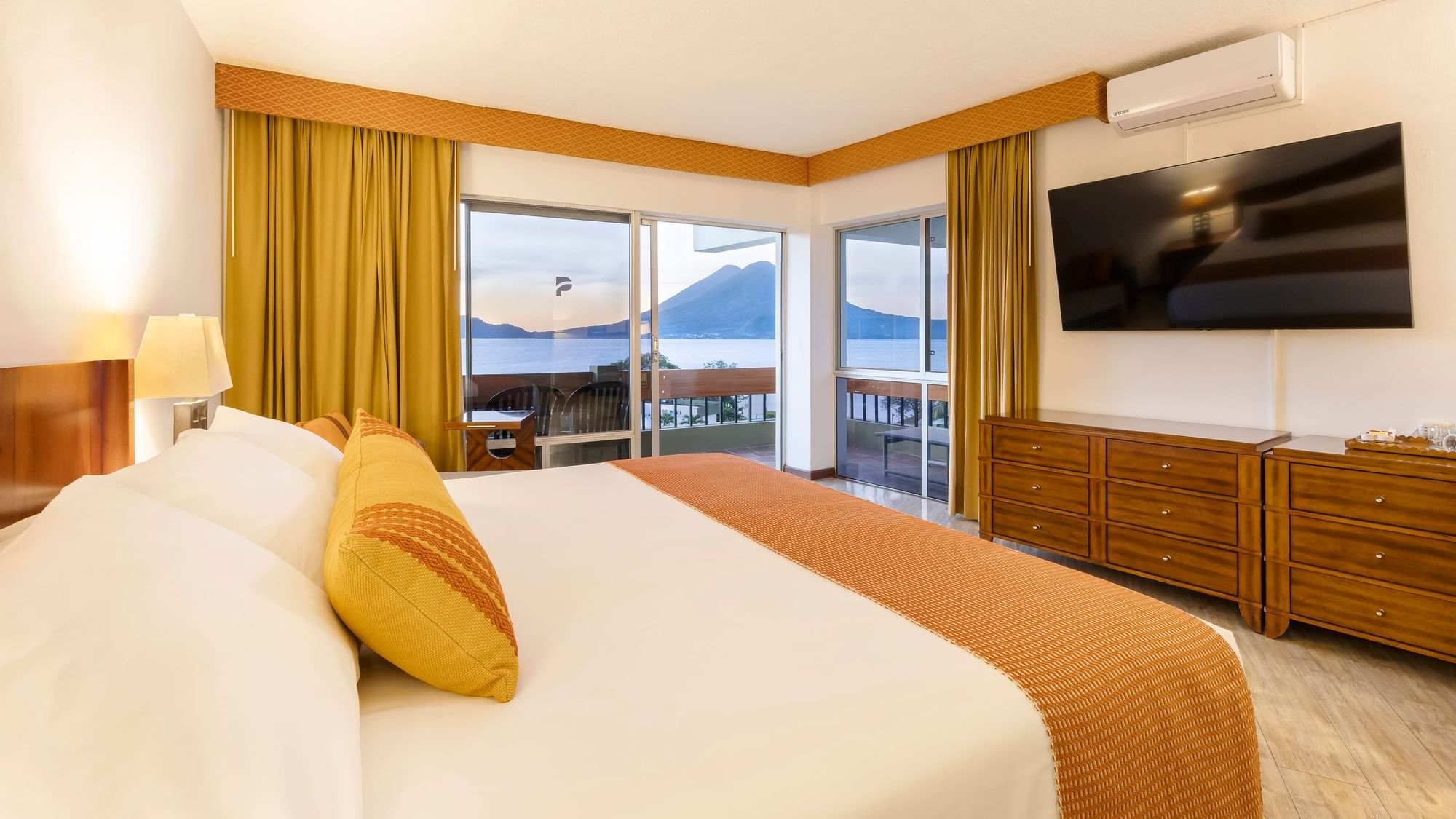 Suite Lake View 1 King| Porta del Lago