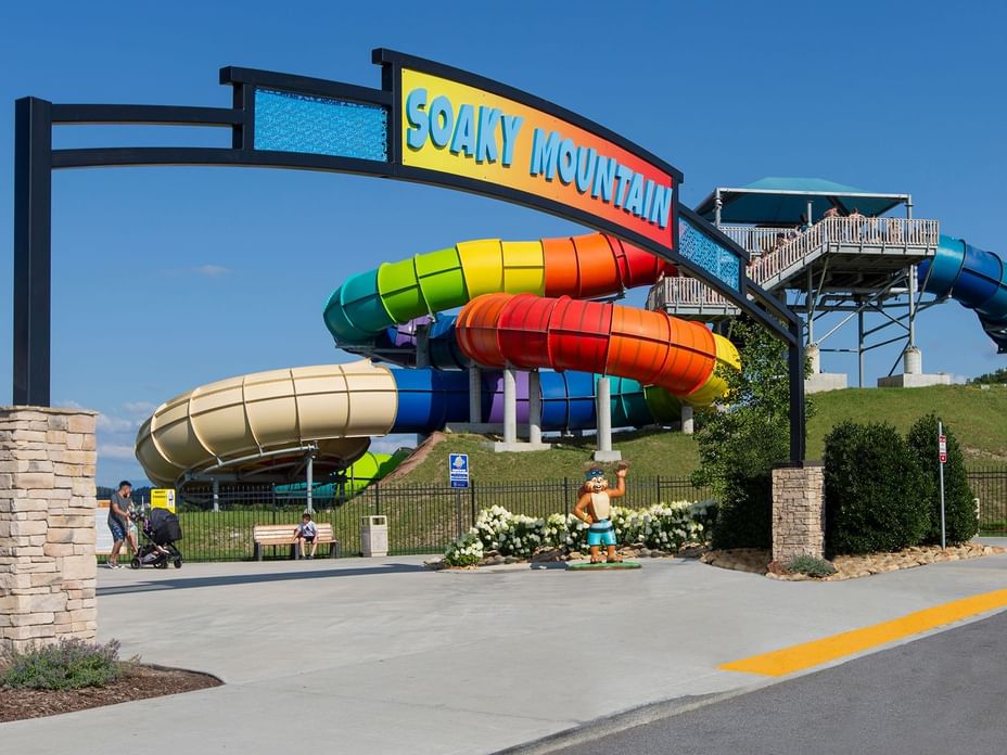 Soaky Mountain Waterpark | Attractions near Music Road Resort | Pigeon ...