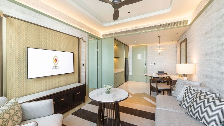 One-Bedroom Suite with Lounge Access in a hotel near BTS Skytrain