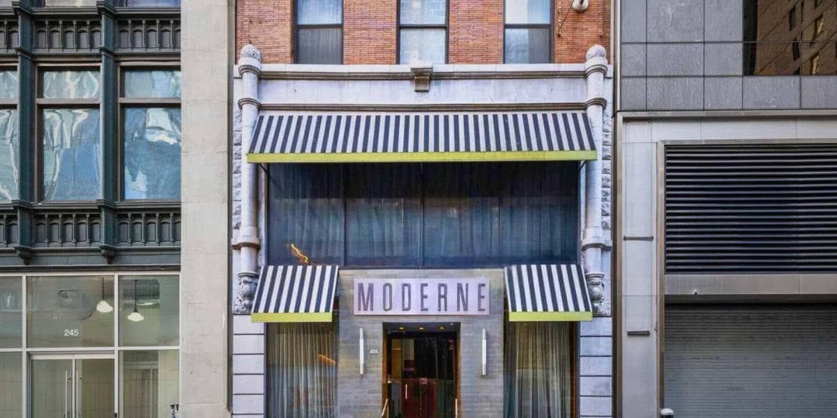 Pet-Friendly Hotels in New York City - The Moderne Hotel NYC