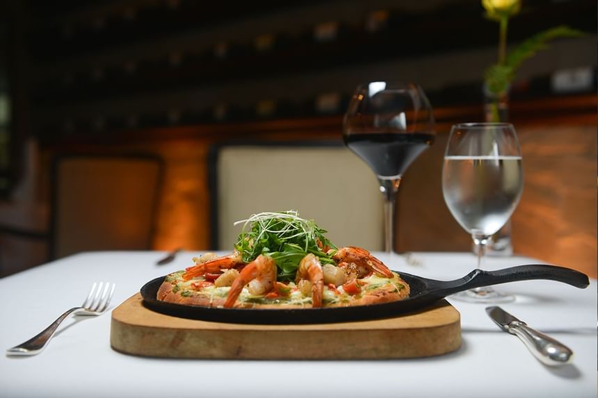 Oceanus Wine Bar & Restaurant at Los Delfines Hotel in Lima, Perú