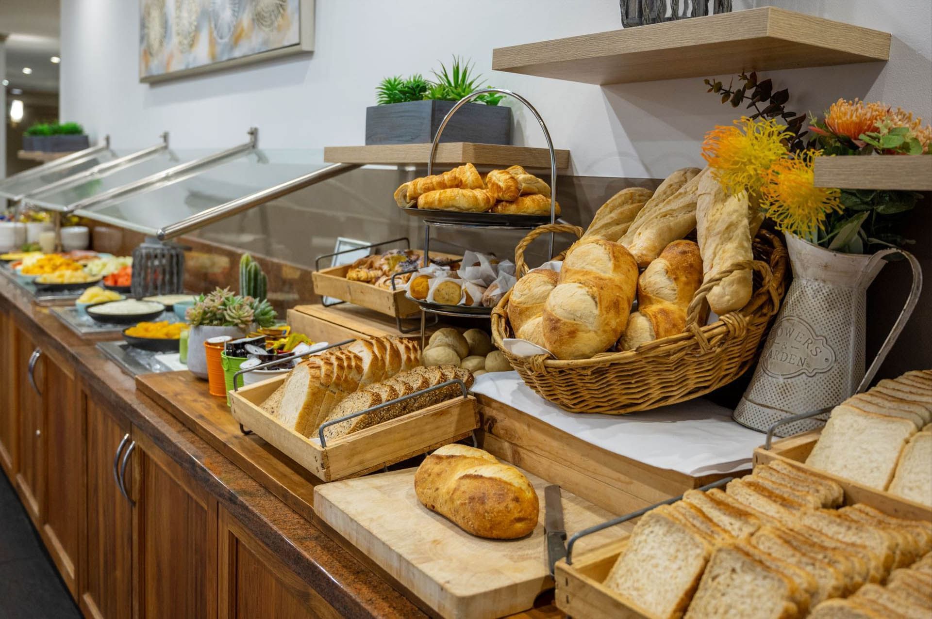 Best Restaurants and Bars Adelaide | Hotel Grand Chancellor