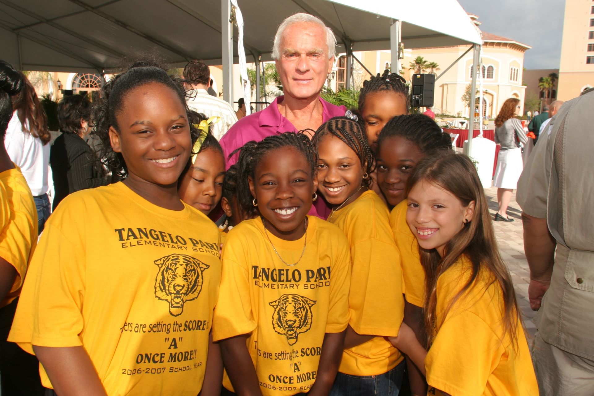 About Orlando Rosen Hotel | Rosen Inns