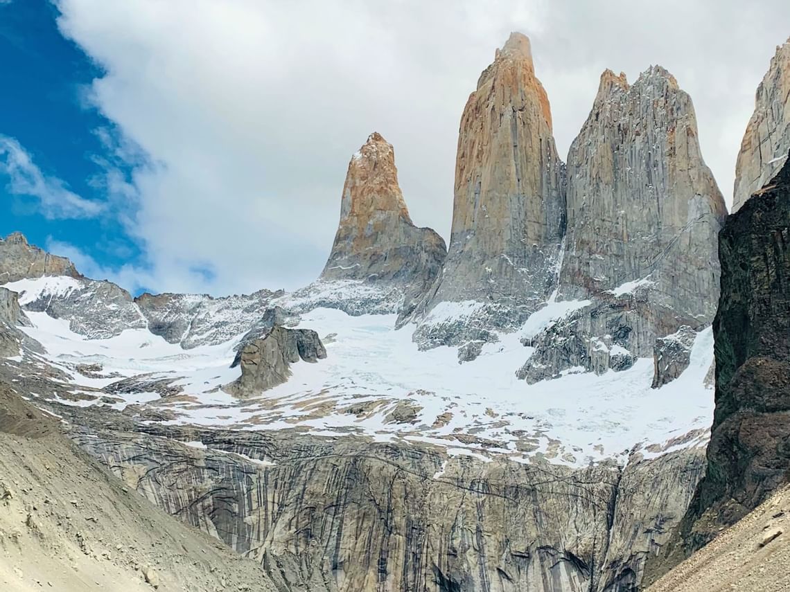 Torres del Paine Base Viewpoint Trekking - Patagonia Excursions