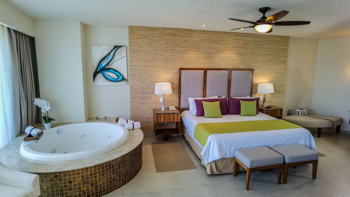 Almar Deluxe Suite Partial Ocean View | Almar Resort Luxury LGBT ...