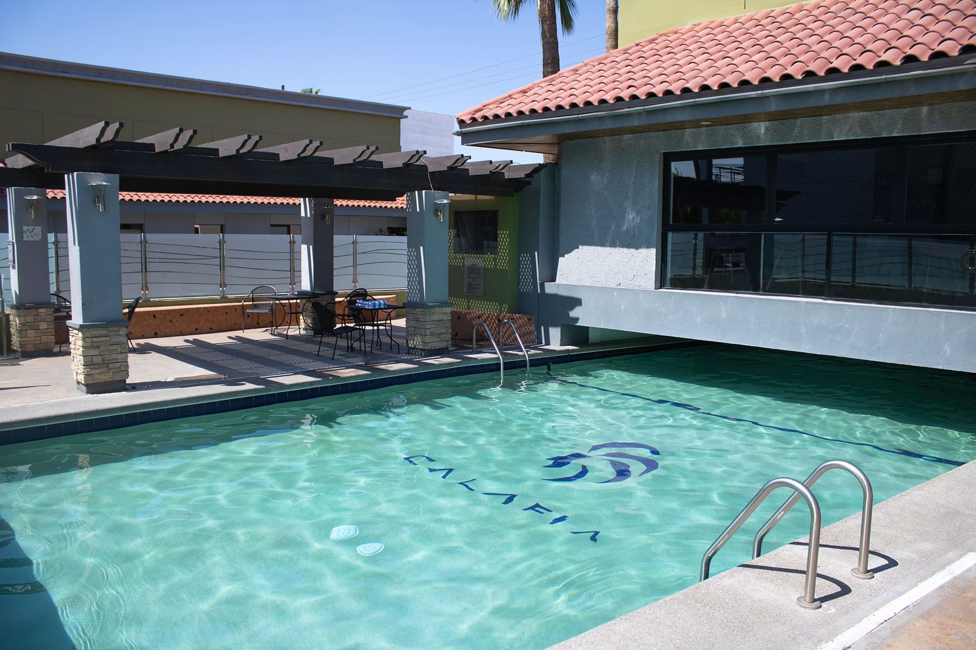 Amenidades Hotel Calafia | Hotel Pet Friendly Mexicali