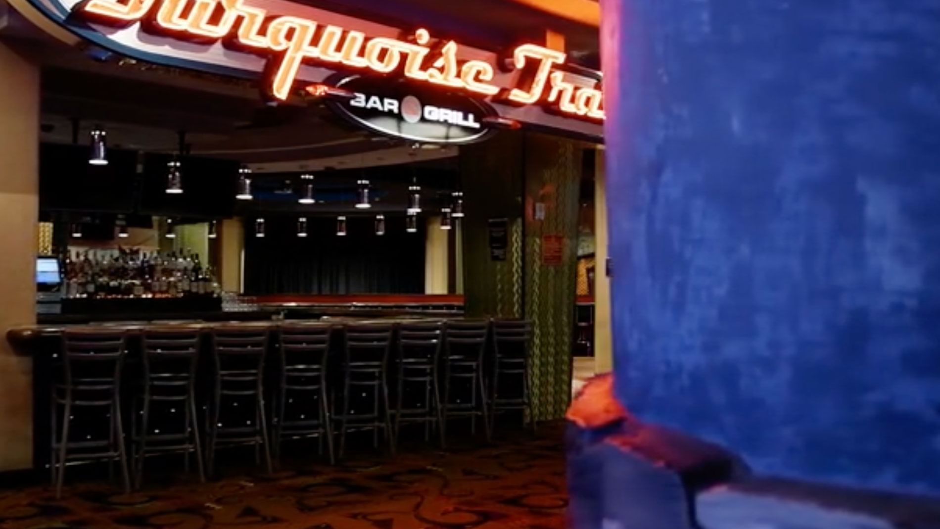 Turquoise Trail Bar & Grill | Hilton Santa Fe Dining