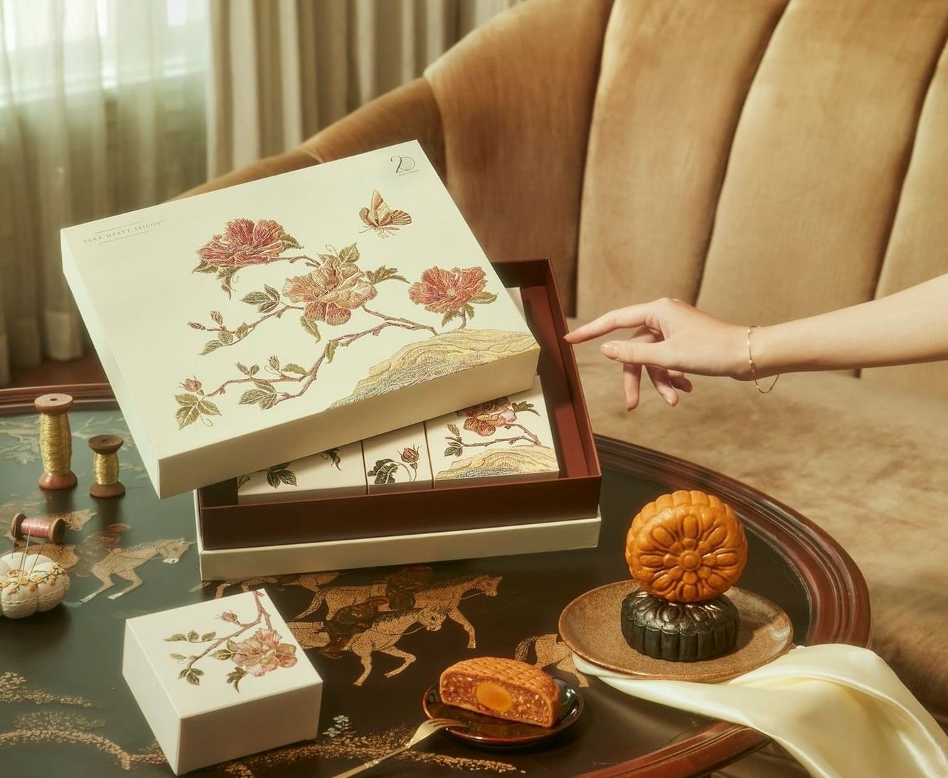 Bộ Sưu Tập Bánh Trung Thu 2025 – Park Hyatt Saigon