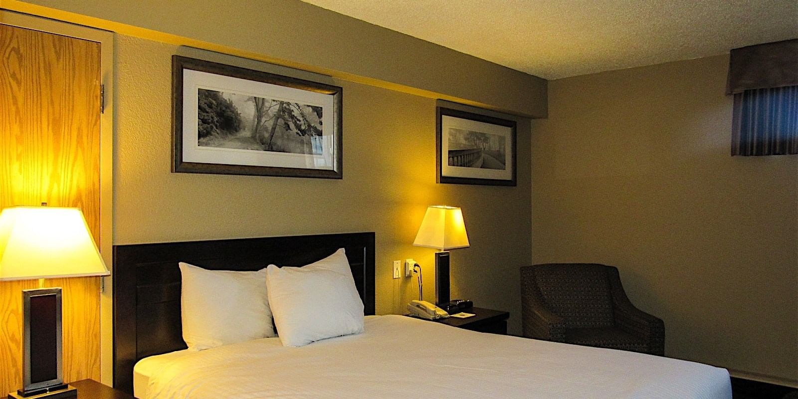 Downtown Fort Mac Hotel | Stonebridge Hotel Fort McMurray