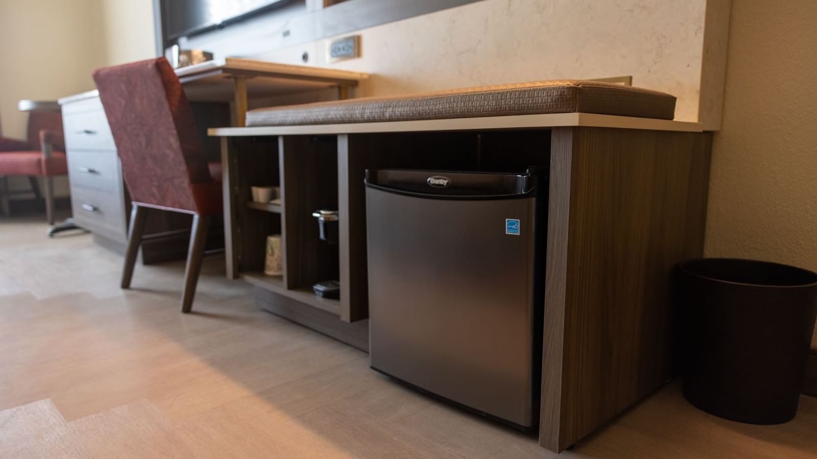 DRI Accessible King - Non Smoking | Dancing Rabbit Inn