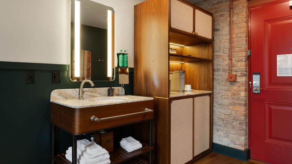 King Room | The Delegate Hotel