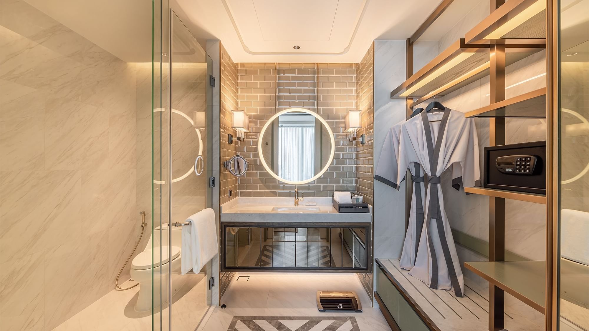 One-Bedroom Suite with Lounge Access in a hotel near BTS Skytrain