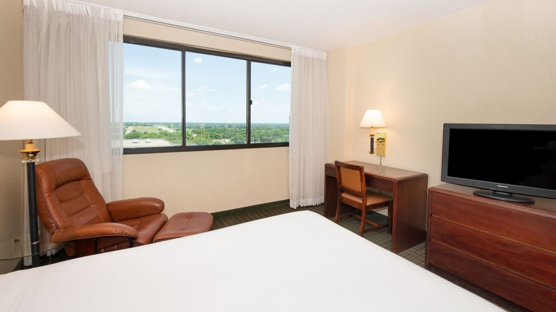 Classic Queen Room | NCED Hotel and Conference Center Accommodation