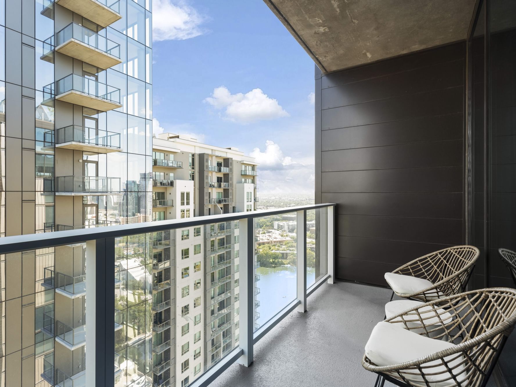 Condos | Downtown Austin Accommodation | Austin Condo Hotel
