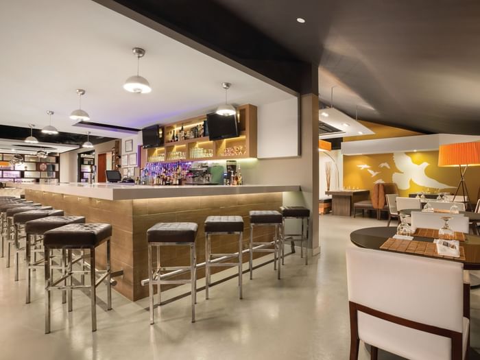 Isla Verde Restaurants | TRYP by Wyndham Isla Verde