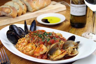 Gallery | Tally Ho Inn | Carmel By The Sea Pictures