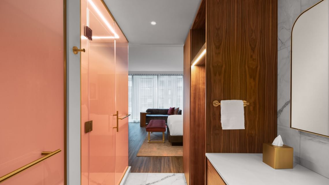 HONEYROSE Suite | Hotel Rooms in Montreal, Canada