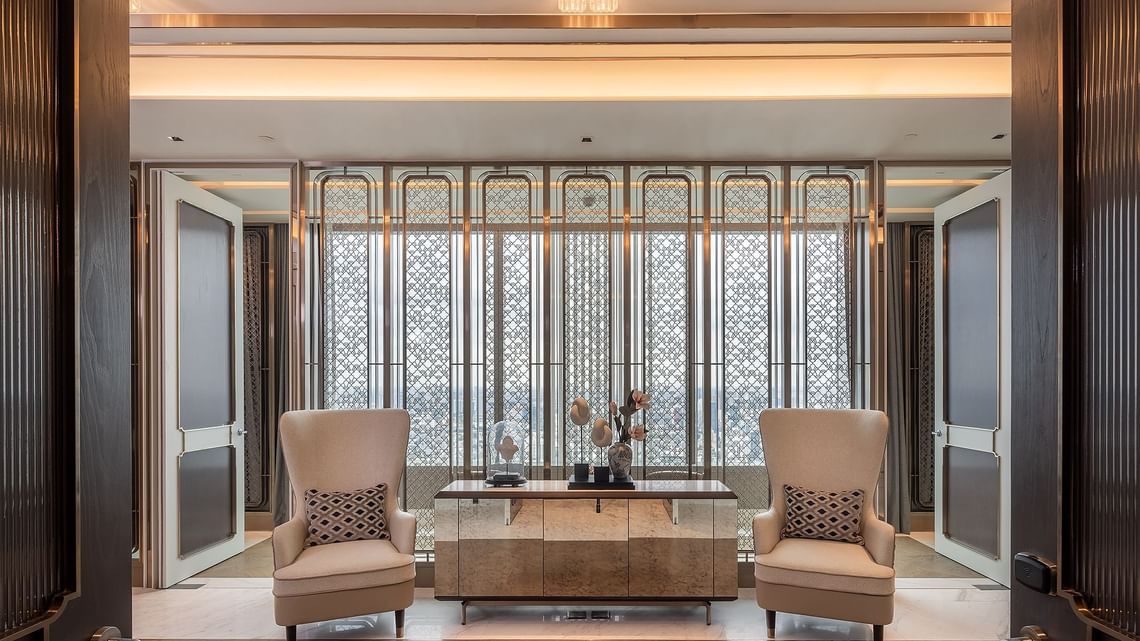 Penthouse Suite with Lounge Access in a hotel near BTS Skytrain