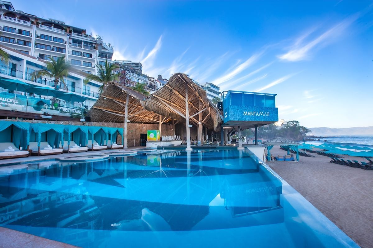 Live Almar | Almar LGBT Luxury Resort