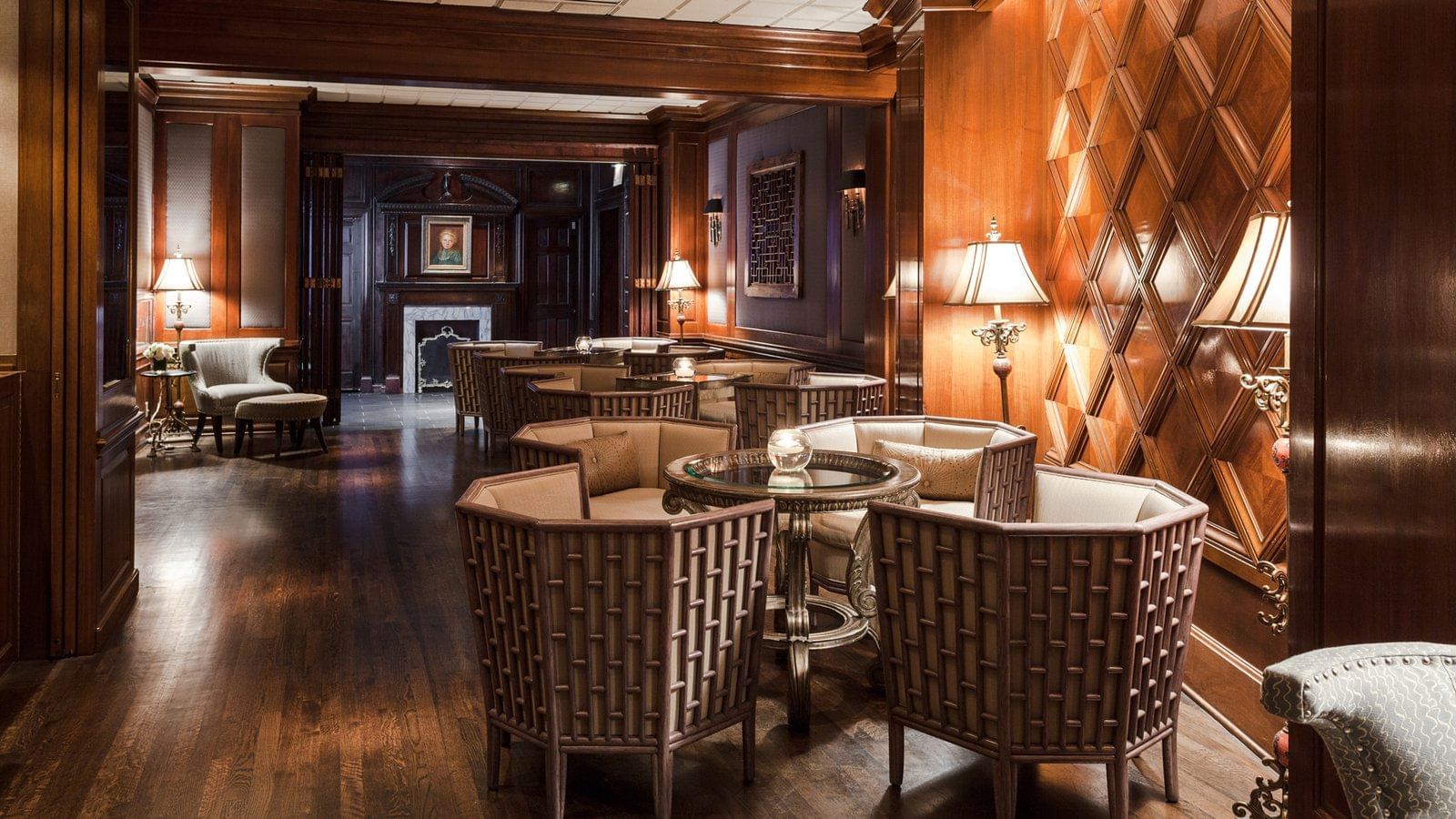 Historic Hotels In Chicago | The Whitehall Hotel History