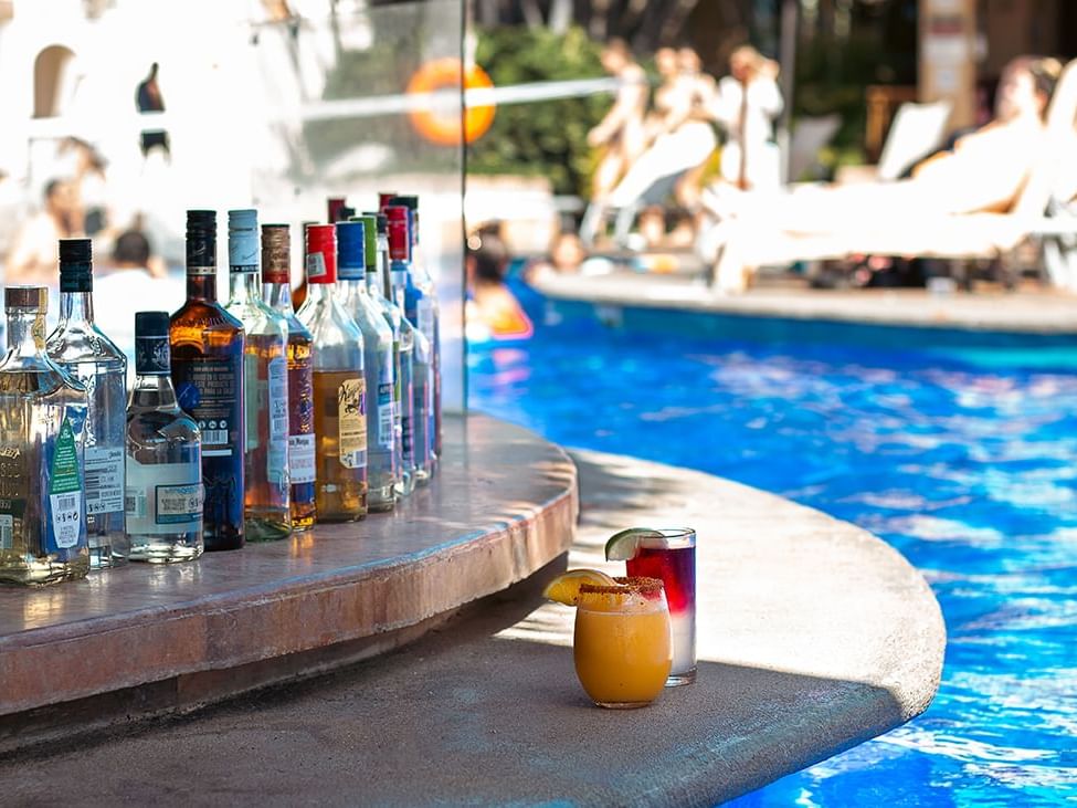 Aqua Bar Calandria | Plaza Pelicanos Grand Beach Resort