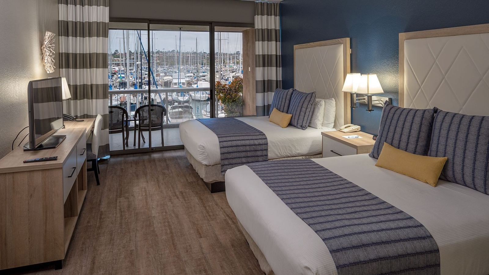 Room Details | Bay Club Hotel and Marina
