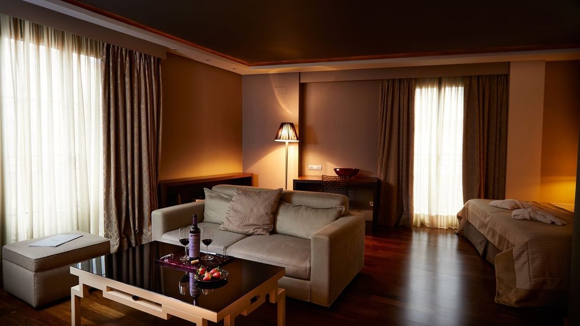 Nexus valladolid Suites & Hotel Suites Apartahotel
